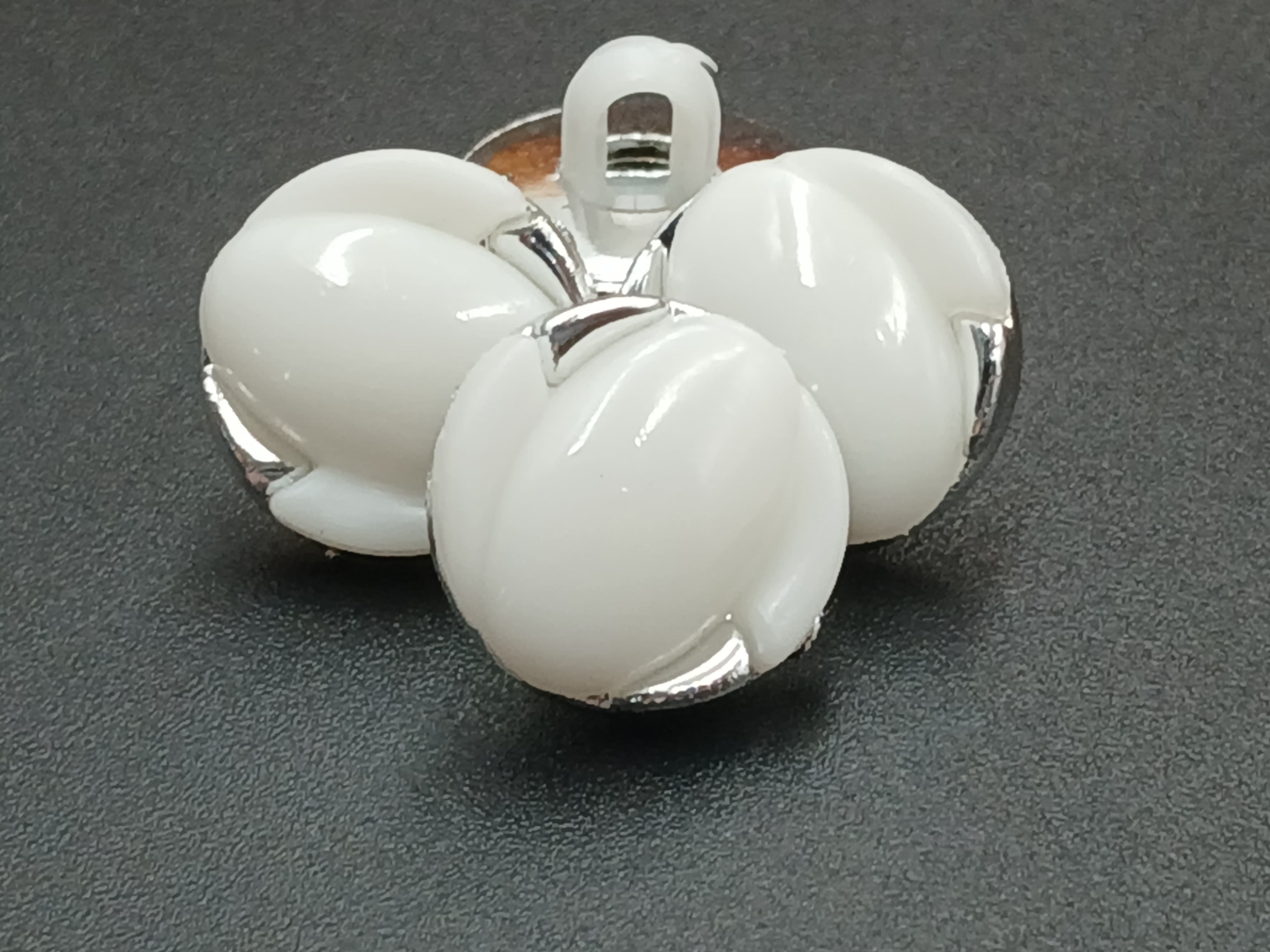 Silver colour 20l Downhole Plastic Buttons