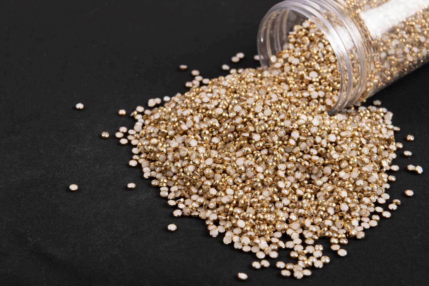 White Round Hotfix Stones