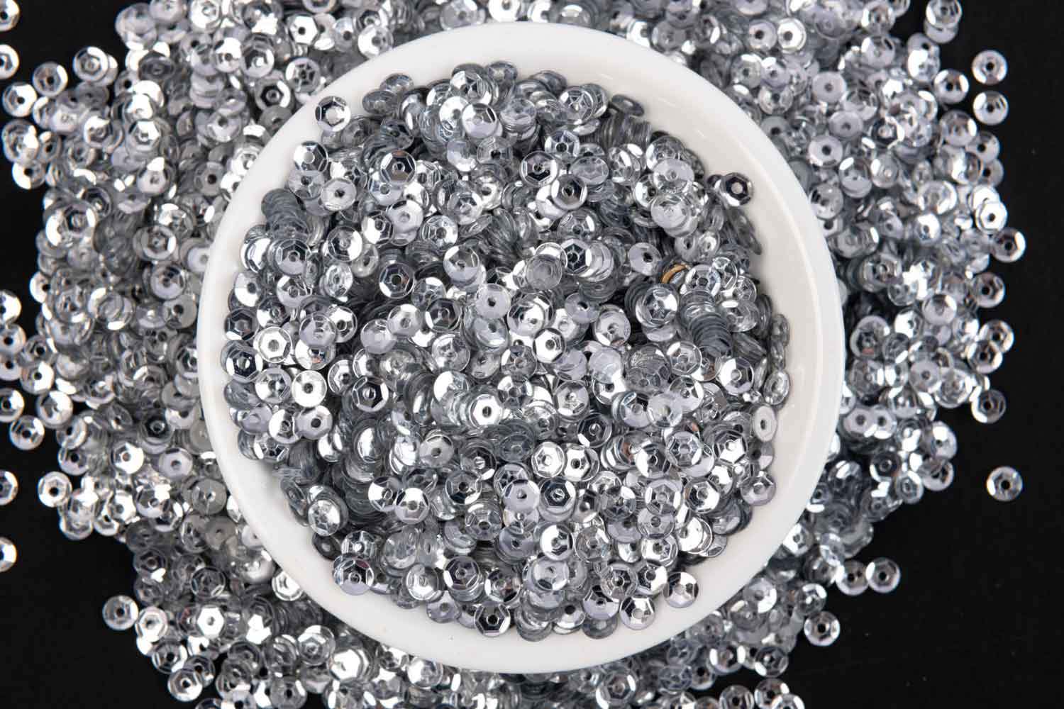 Silver Flat Circular Plastic Sequins